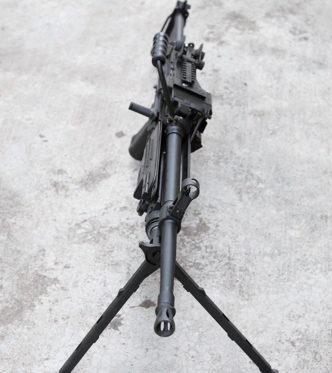 China's "Minimi", a domestic CSLM8 5.56mm light machine gun. - iMedia