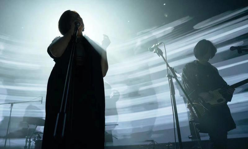 Crazy female lead singer! This band will never follow the crowd and ...