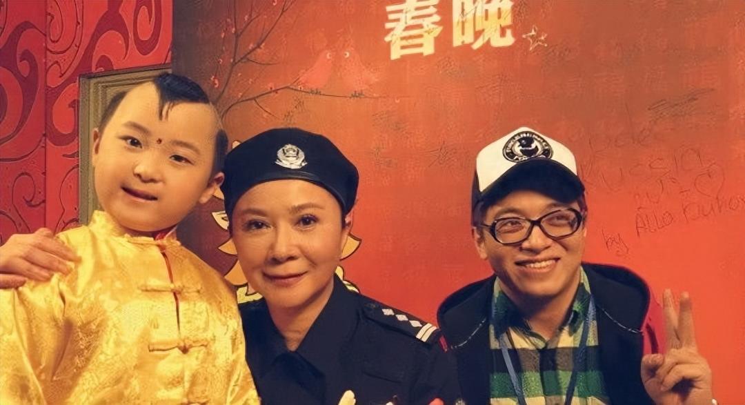 Deng Minghe attended the Spring Festival Gala at the age of 6 and ...
