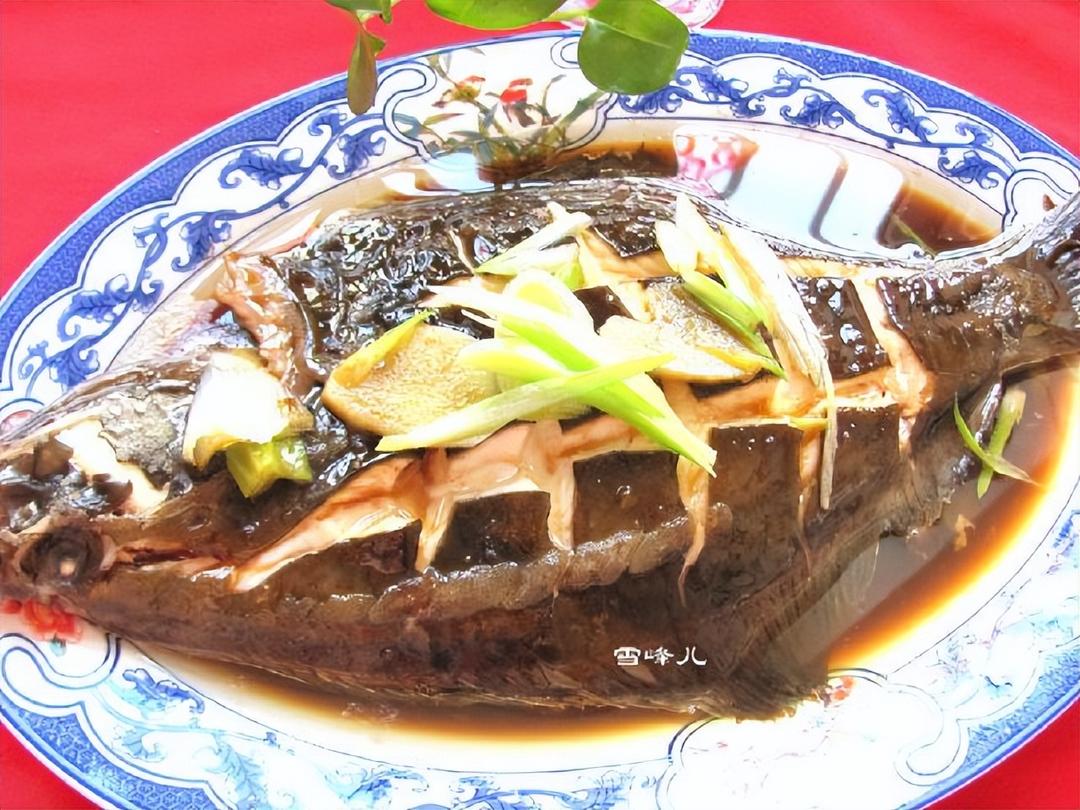 Steamed flounder made with bean paste, the recipe is very simple, the ...