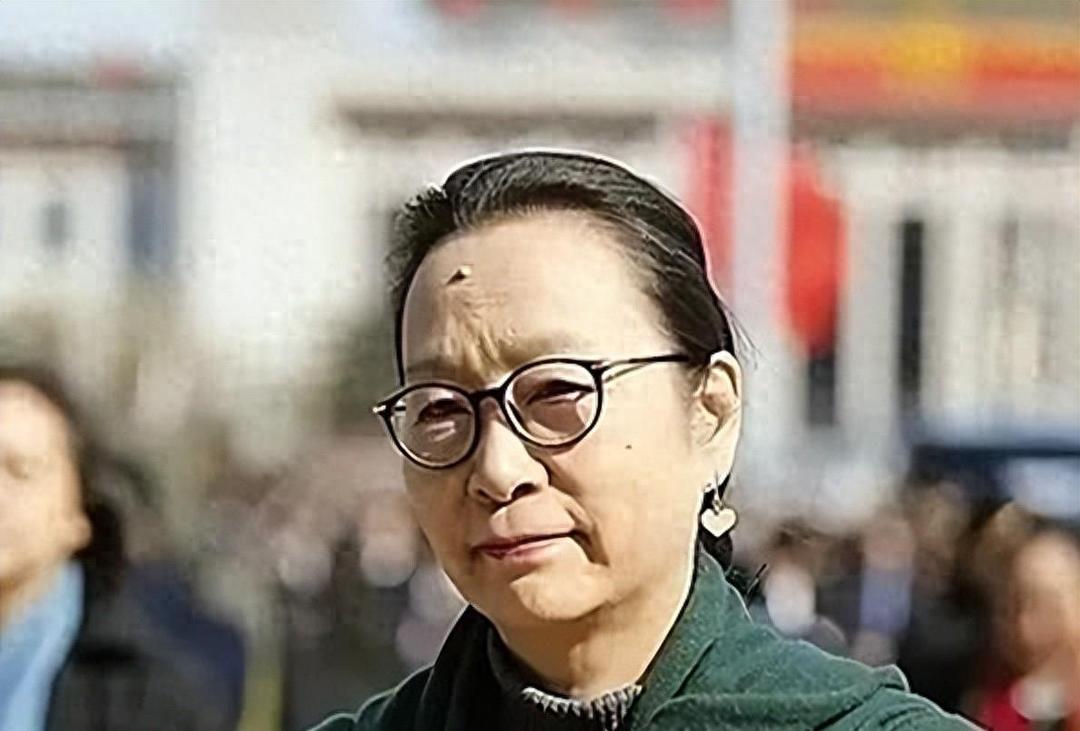 Xi Meijuan, a national first-class actress, has "two faces" before and ...