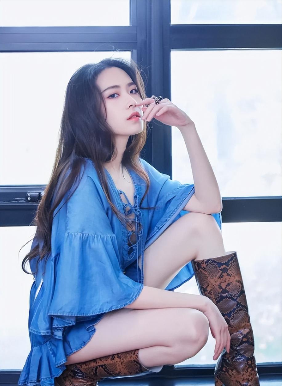 "Celebrating More Than Years" - Series Sixty-Four: Can Ann tell if I'm male or female? The aura ...