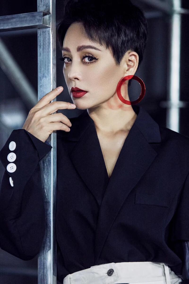 Famous actress's private life is chaotic? 51-year-old Jing Jing is no ...