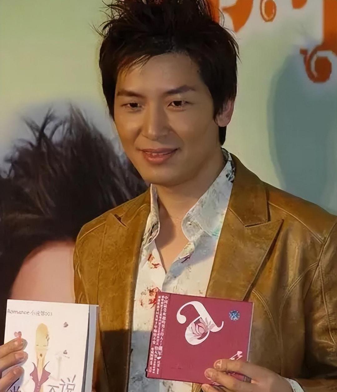 Host Dai Jun: After being urged to get married for many years, you are ...