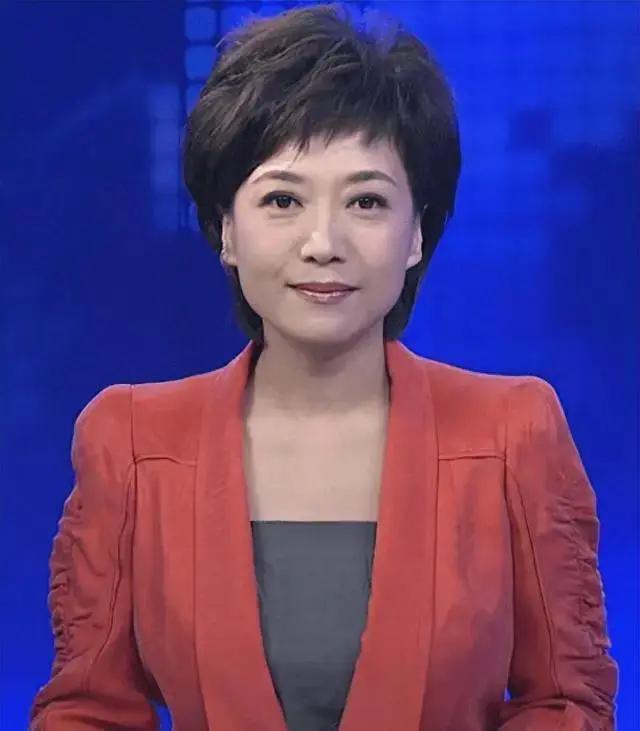 CCTV beauty host Li Hong: Dropped out of school at the age of 14 and ...