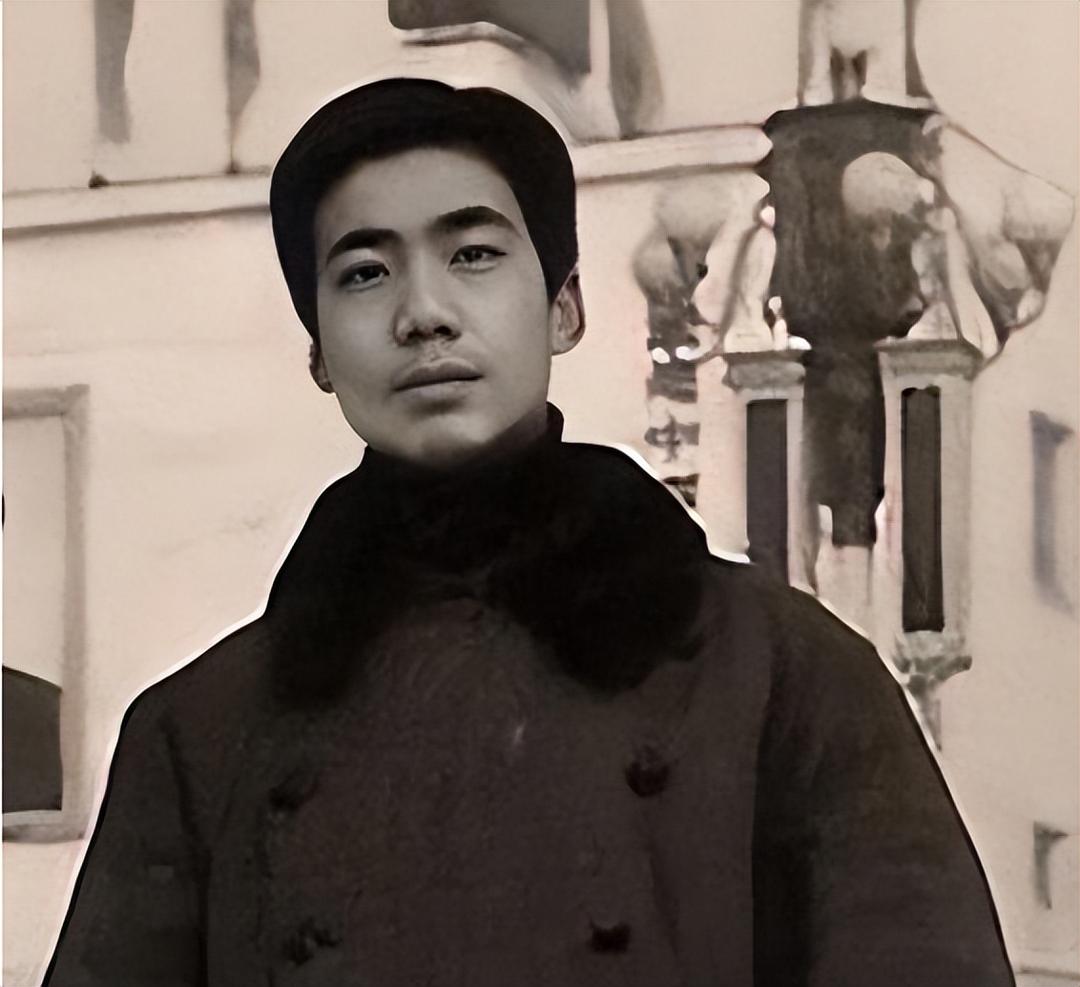 Fan Ming: In a flash marriage, he married a wealthy divorcee who was 6 ...