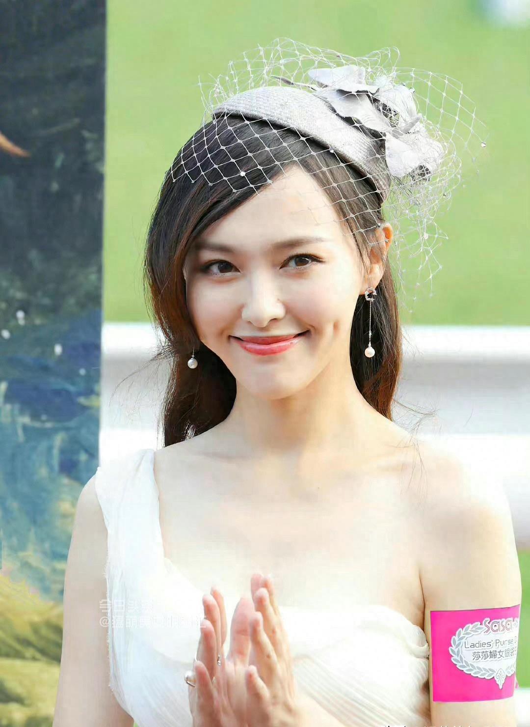 "Sultry smile, ever-changing little queen" - iMedia