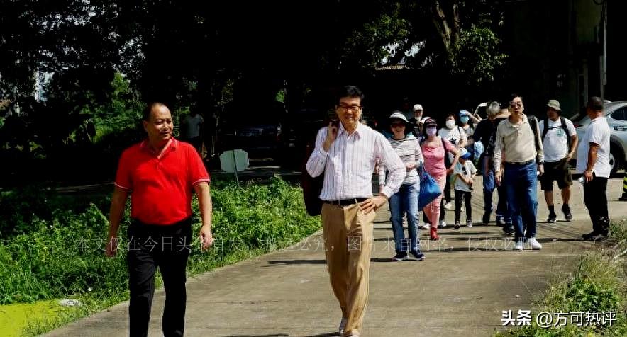 Hong Kong star Wong Pak-ming and his family returned to their hometown ...