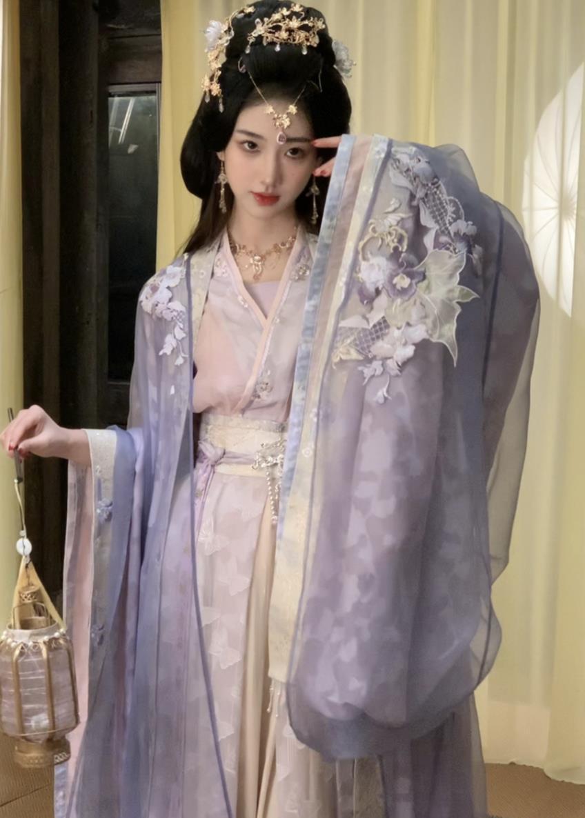 Yaoyin: The Musical Journey of the Chinese Goddess Huang Yuyao - iMedia