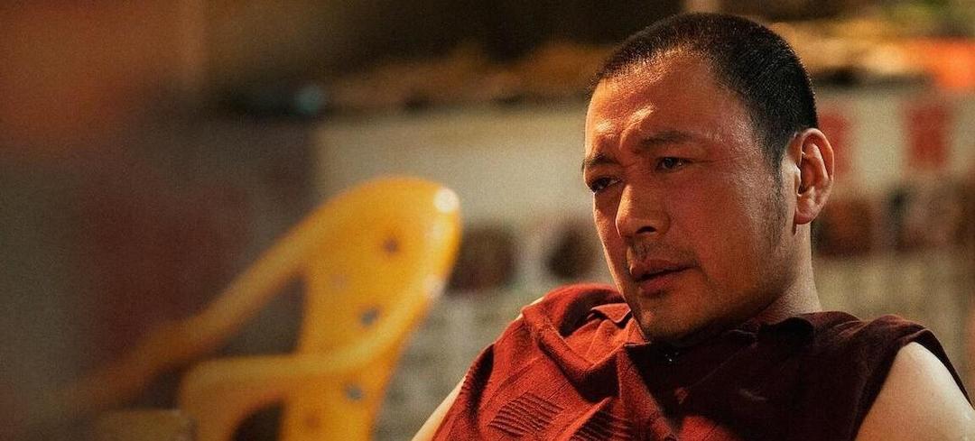 Staring and dull expression throughout the whole process, is this the ...