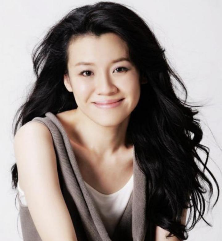 Liu Lin said to Zhang Li: "Brother, we have been together for three ...