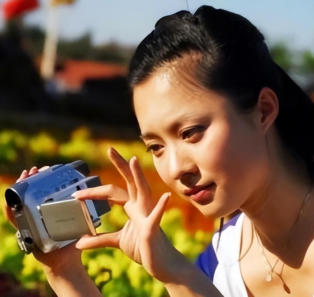 CCTV beauty Zi Ning without makeup: Enjoying an ordinary life, 43-year ...