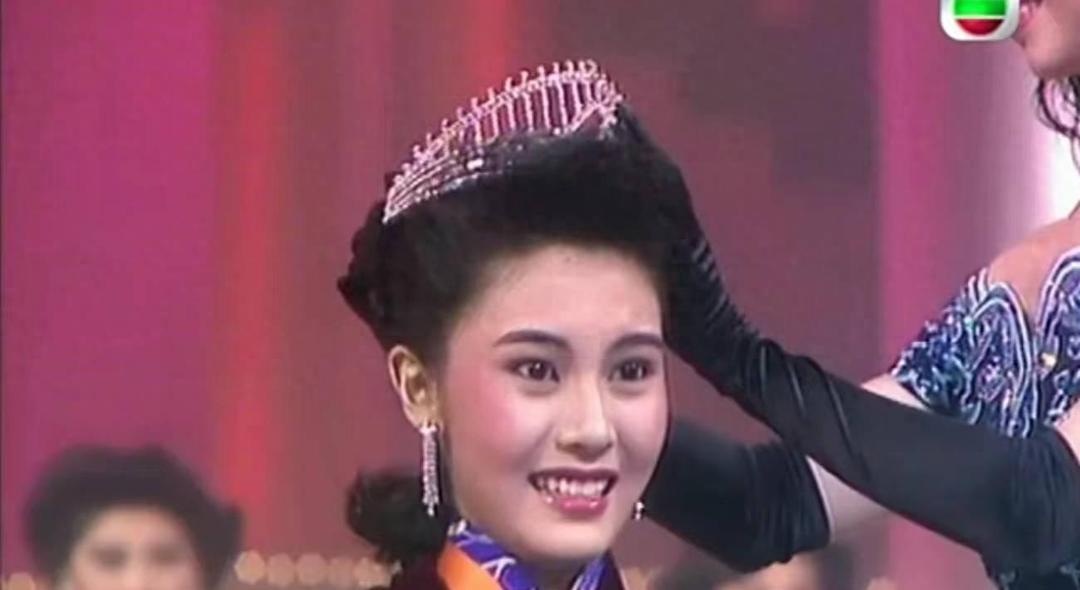 Miss Hong Kong makes a stunning turn! With her stunning looks and ...