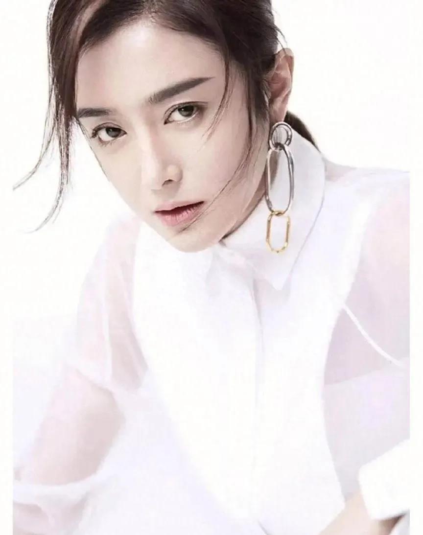 Tax evasion: Na Ying, Deng Chao, Yue Yunpeng, Feng Xiaogang, Qin Lan ...