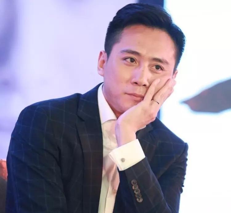 Liu Ye was so handsome when he was young! The melancholic temperament ...