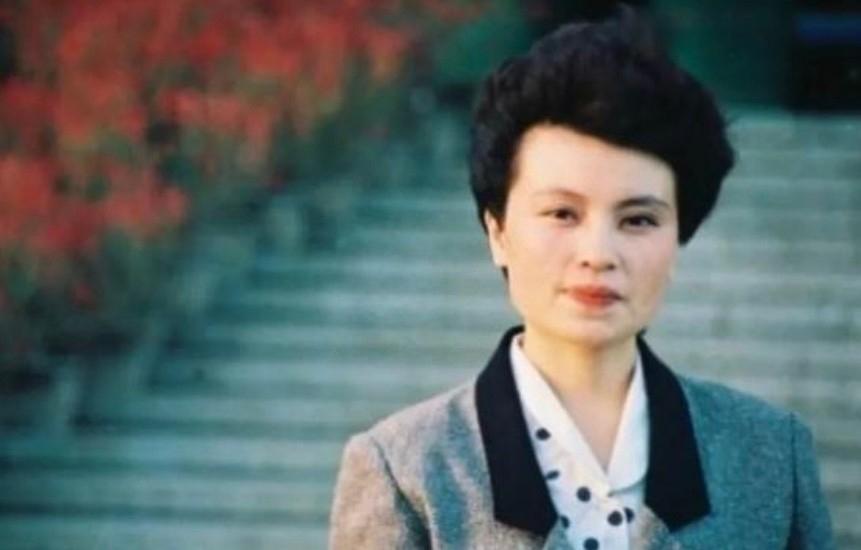 Li Ruiying: She has worked at CCTV for 28 years without making any ...