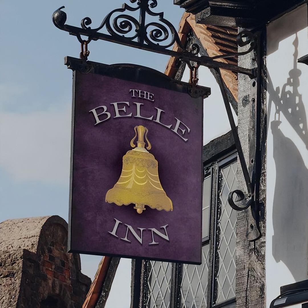 20 Traditional Pub Signs Inspired by Film and TV - iMedia
