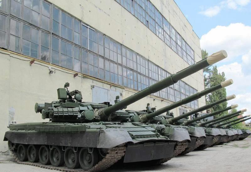 Invincible tank! Russian T80 makes a domineering appearance! - iMedia
