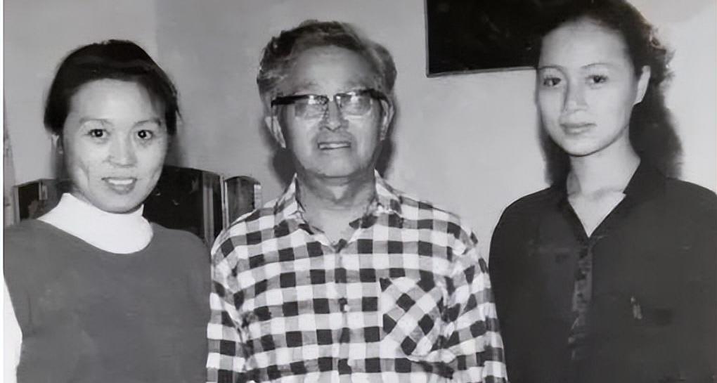 "Queen of Huangmei Opera" Wu Qiong: Marrying a husband 15 years younger than her husband caused ...