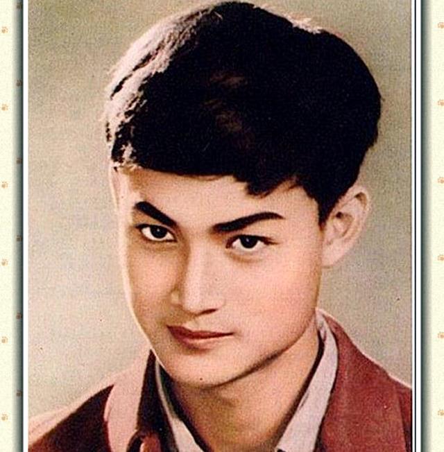 29 old photos to commemorate the veteran actor Mo Zijiang's elegant ...