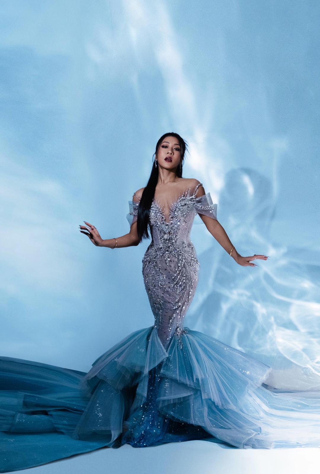 Jike Junyi: Full of arrogance! - iMedia