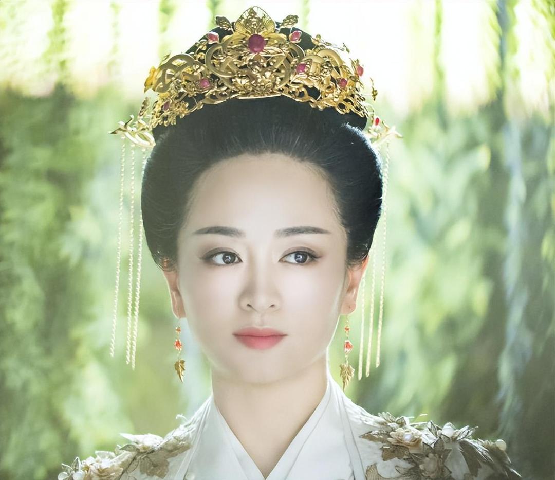 Once played the role of "Biyou Fairy", she was famous but secretly ...
