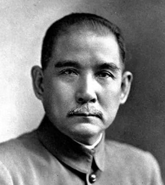 Fu Ya went to the United States to visit relatives, and Song Xilian ...