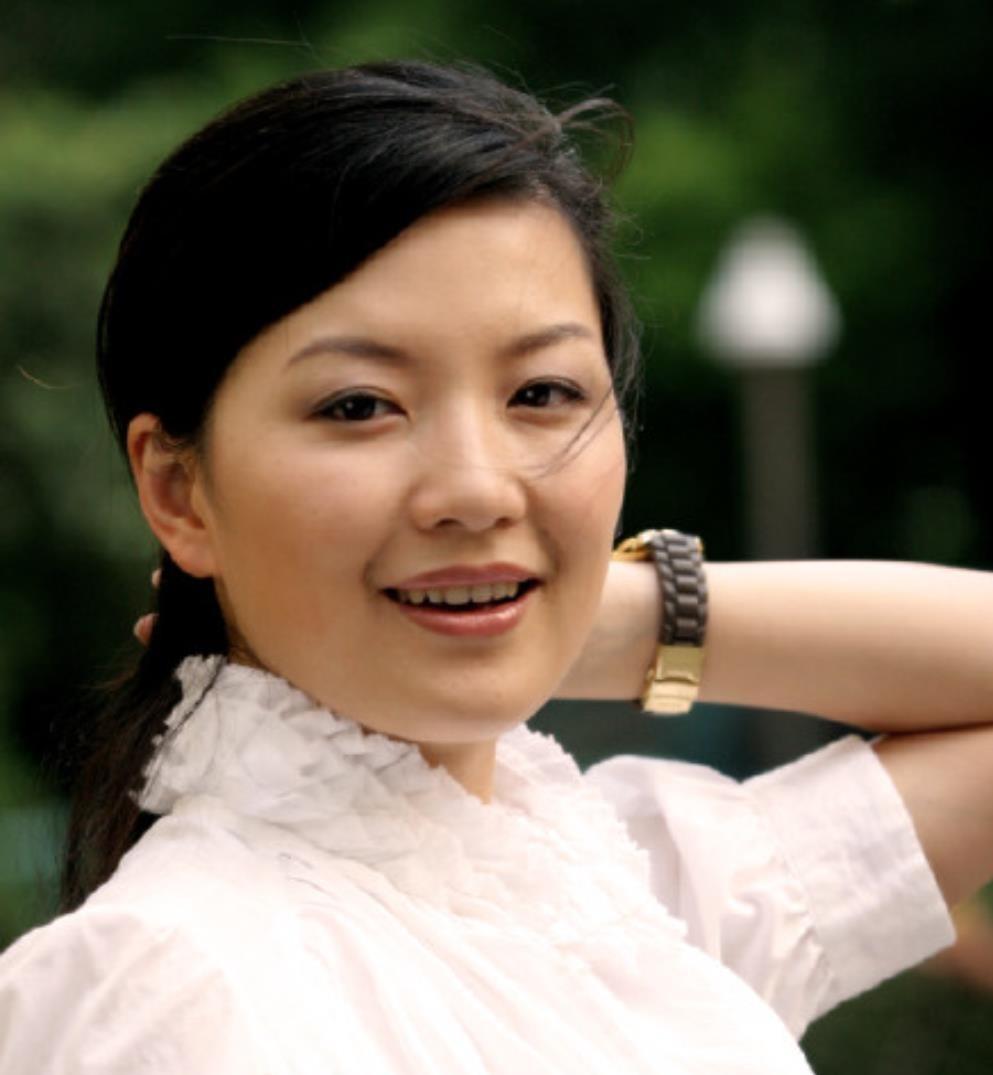 Famous speaker Chen Rong: She is still famous even if she is not a host ...