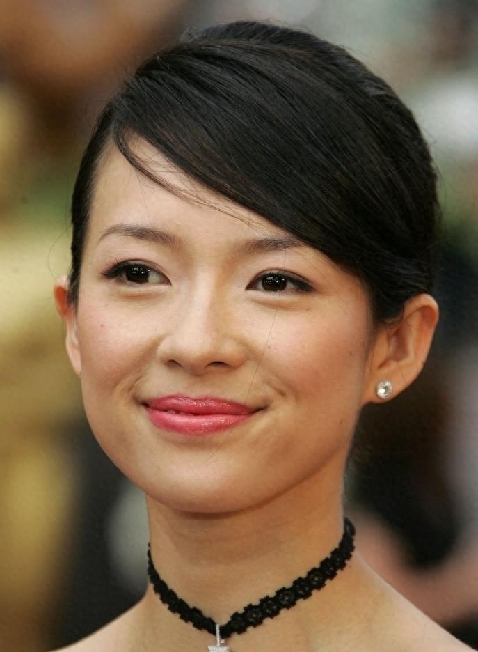 Zhang Ziyi shed tears publicly and revealed the truth about her breakup ...