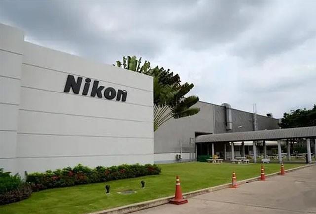 Chinese companies buy immersion DUV lithography machines! Nikon wins the bid, ASML can't hold ...