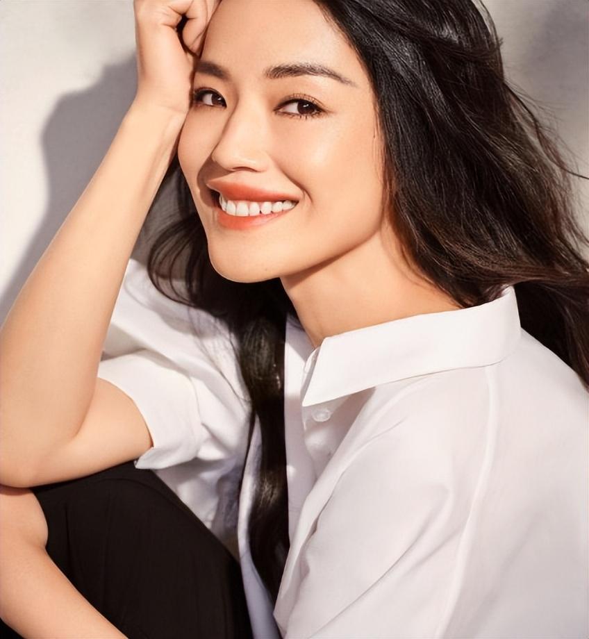 TFBOYS promotes Yi Yang Qianxi's new movie, Bi Gan, Yi Yang Qianxi and ...