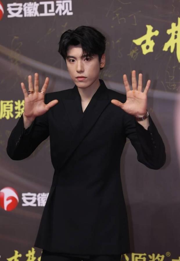 Li Yitong, Cai Wenjing, Chen Yan, Xibi Meiluo, Yizhou Prince, Qi Prince, Yidou Shuai - iMedia