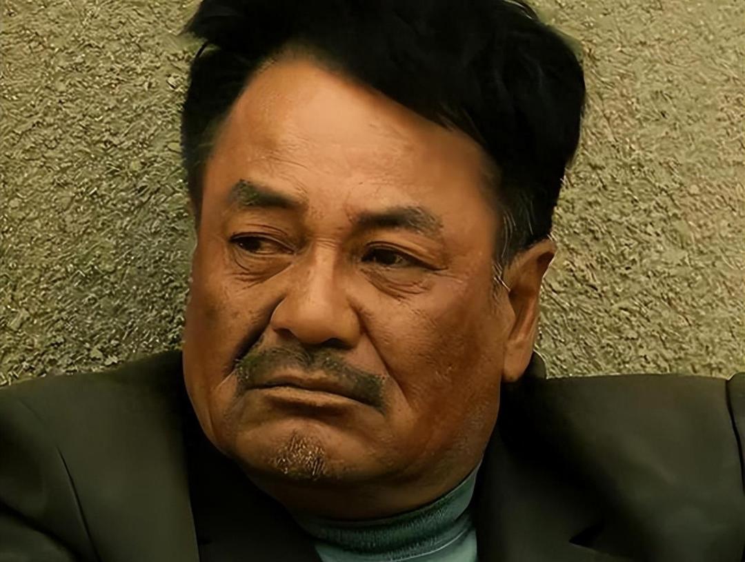 Actor You Yongzhi: After being abandoned by Xu Qing, he slept on the ...