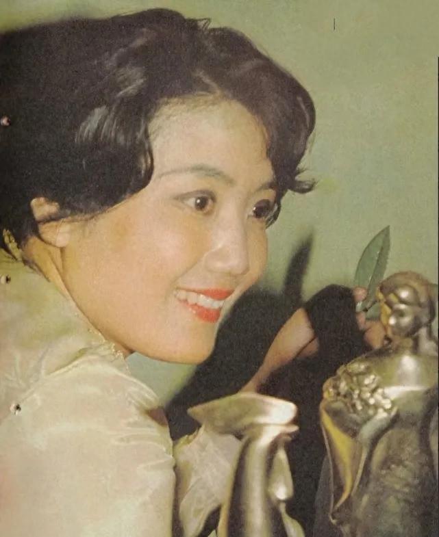 Actor Li Xiuming, who retired to do business when he became famous, is ...