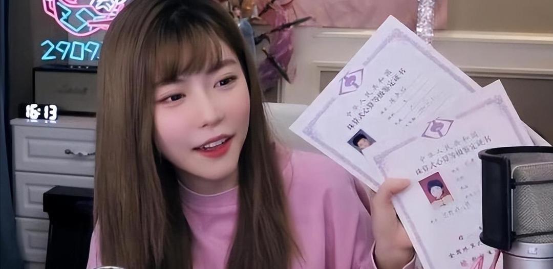 Zhou Shuyi worked hard to restore her character and showed off the ...