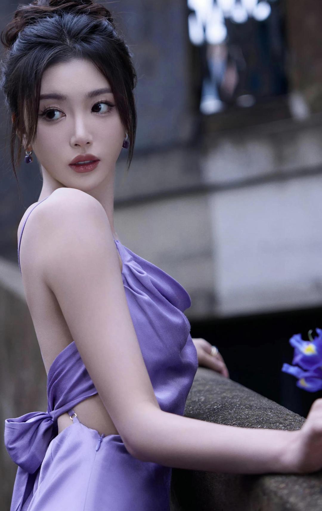 Kong Xueer: Mysterious and profound, cool and chic! - iMedia
