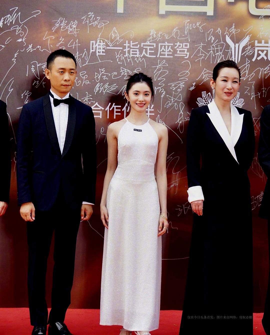 This time, 21-year-old Zhang Zifeng made the world look at him with admiration - iMedia