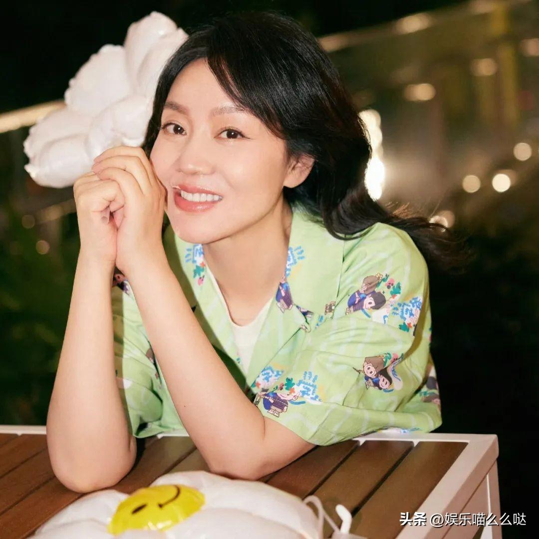 Song Zuer, Zhang Yixing, Yi Yang Qianxi Yu Shi, Tang Yan, Chen Yuqi, Xue Jianing - iMedia