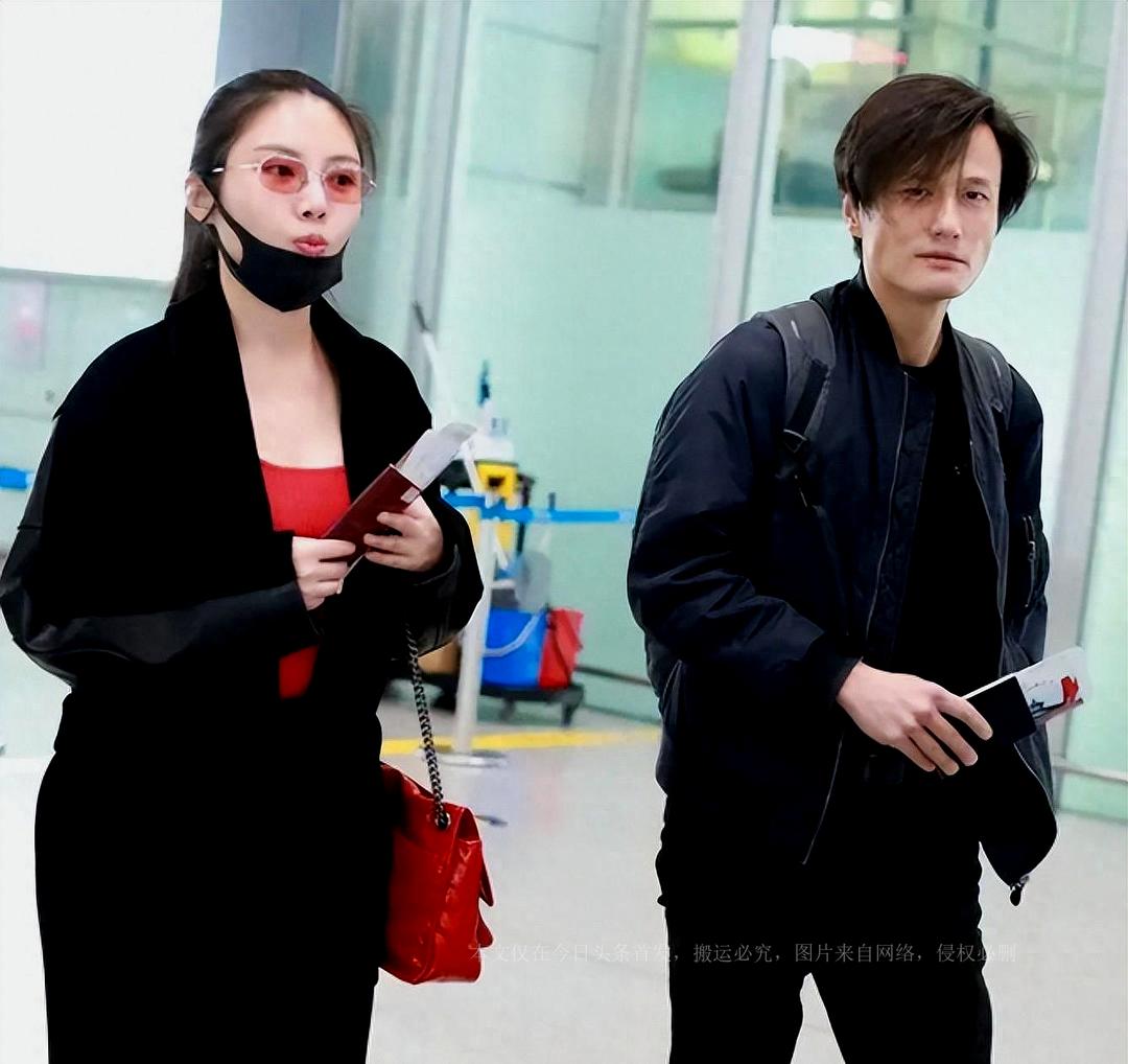 Xu Dongdong's official announcement and Yin Ziwei clasped their hands together, and many sweet ...