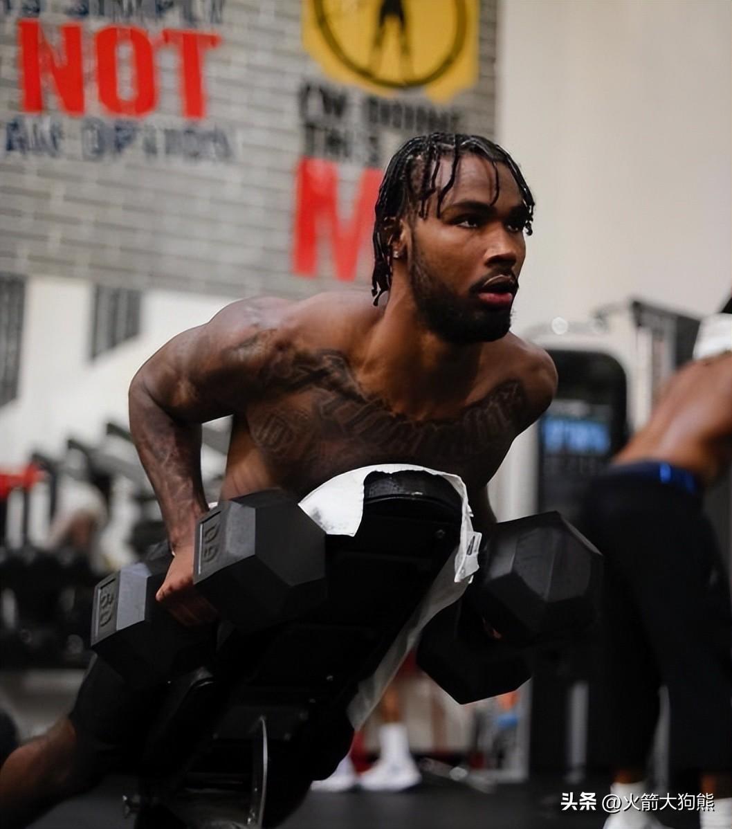 Transformed into a power forward? Rockets' Ethan training photos ...