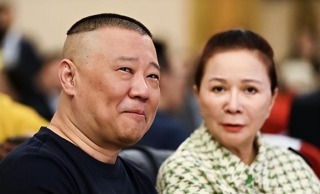 Deyun Society's Hou Zhen attended the event, and a group photo was ...