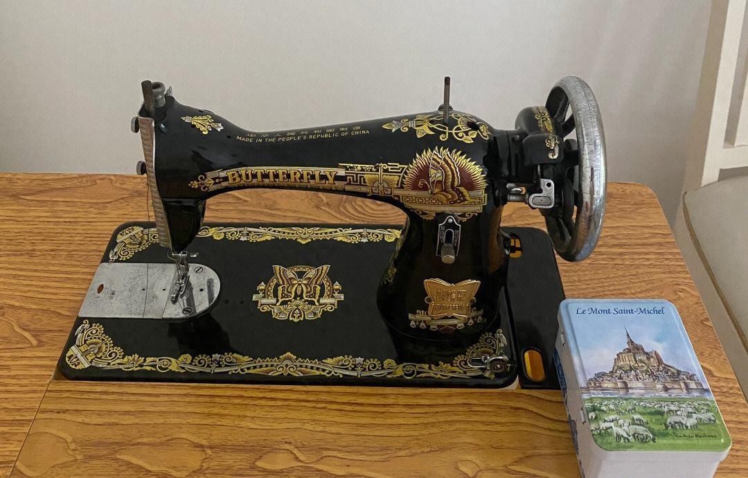 In the 1980s, the price of a sewing machine was 127 yuan. How much is ...