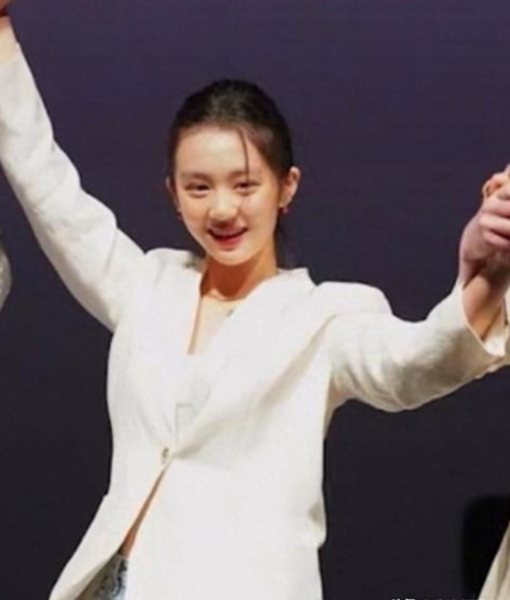 Huang Lei's wife and daughter finally unveiled his "fig leaf"! - iMedia