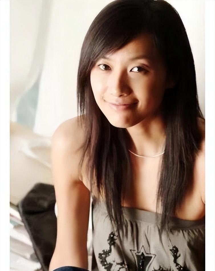 49-year-old Xu Jinglei's recent exposure: high-profile swimming pool photos, settled in the ...