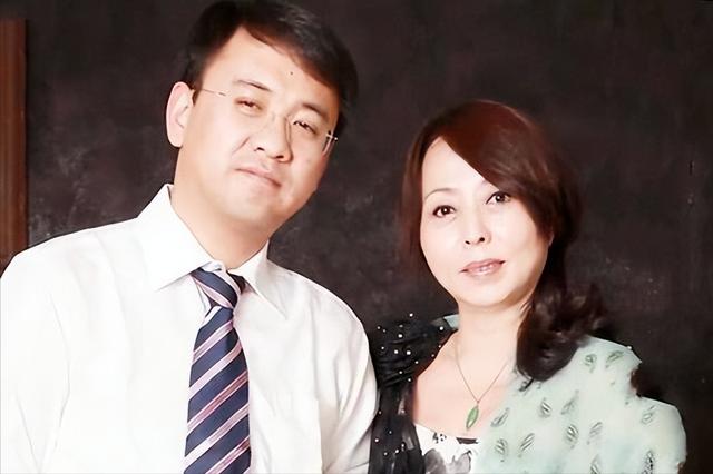 Female President Li Qiaolin: Married a 19-year-old subordinate and gave ...