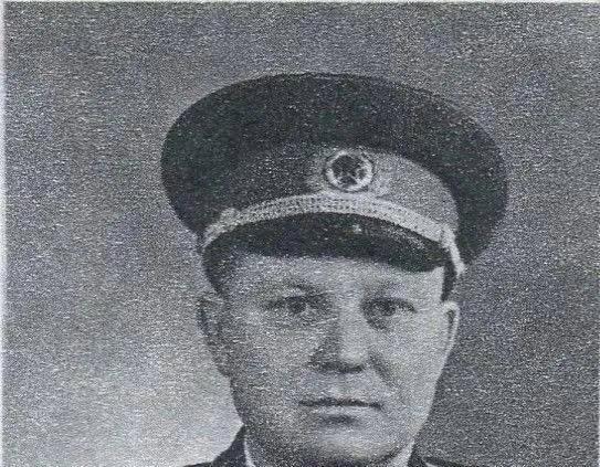 The youngest major general who founded the country defected and ended ...