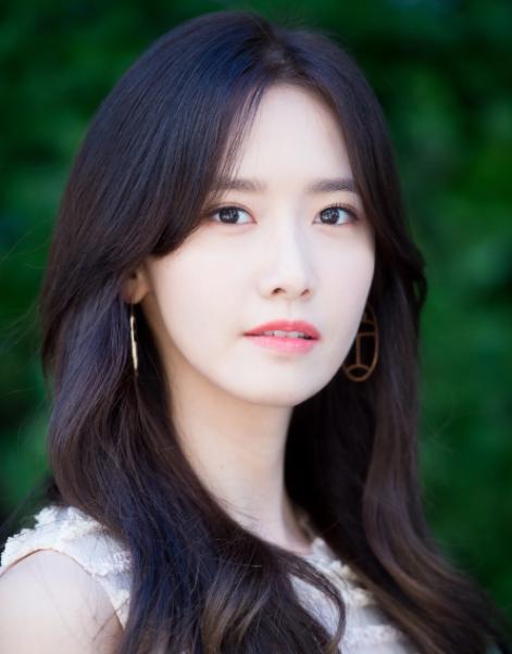 The popular queen Lin Yuner, who has been popular for 14 years without ...