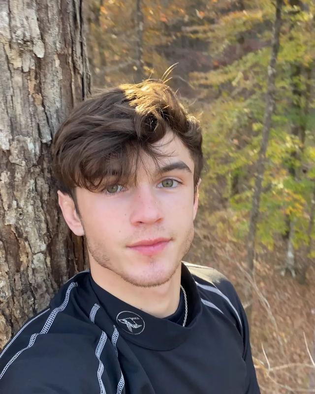 American wrestler Will Edmiston announces his retirement as a full-time ...