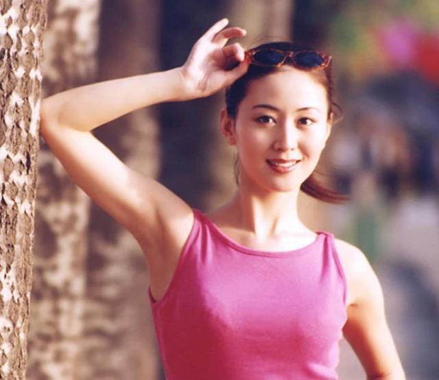 Actor Tang Jiali: Taking body portraits, divorced from her husband ...