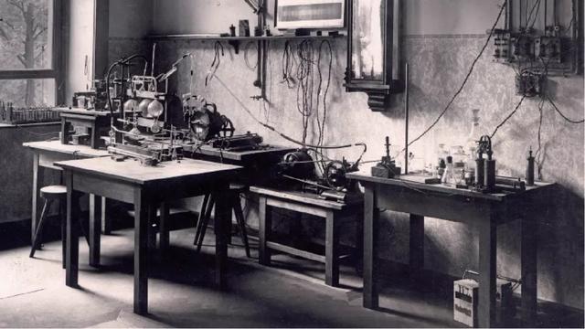 Why did Roentgen discover X-rays? - iMedia